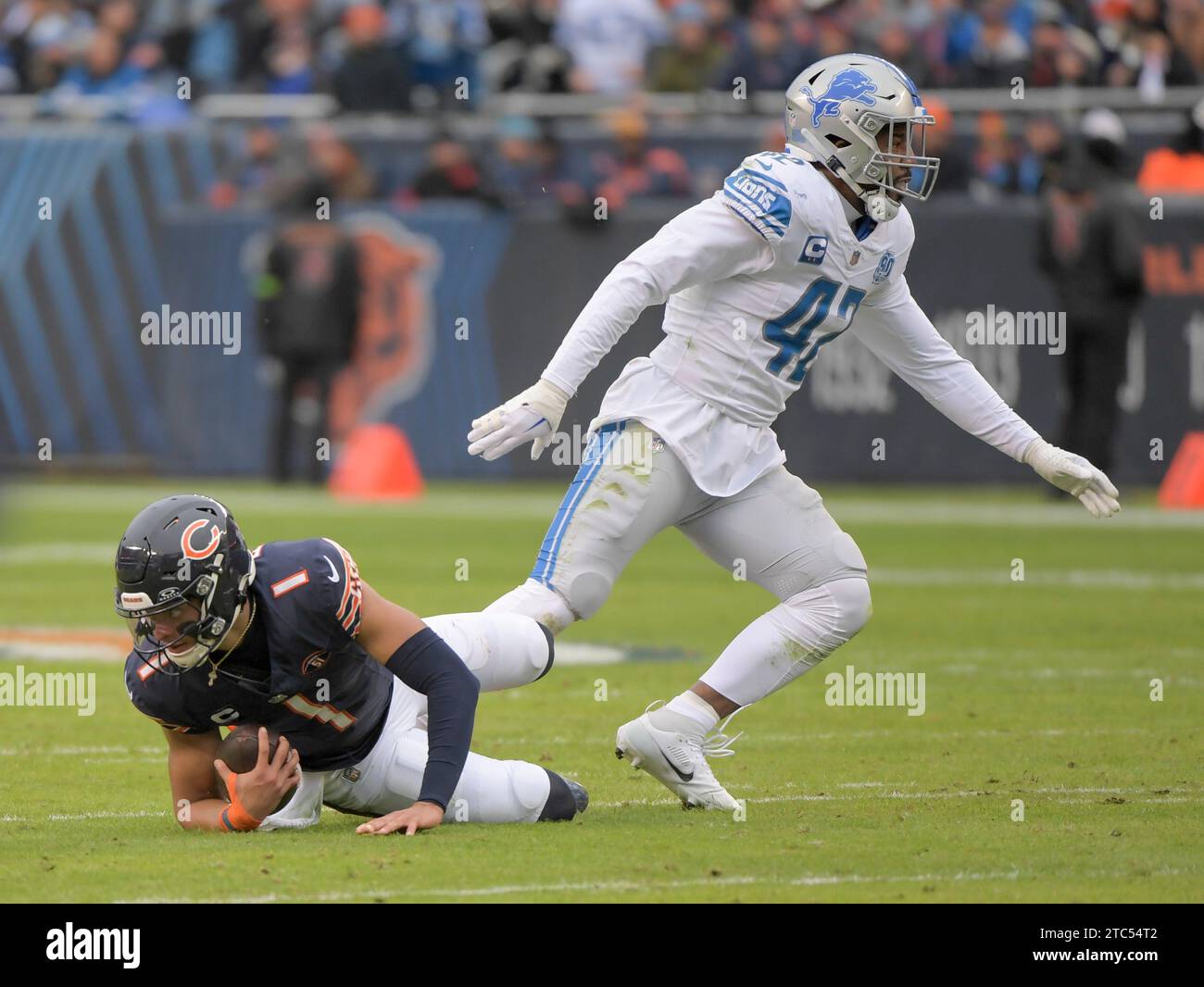 Chicago, United States. 10th Dec, 2023. Chicago Bears quarterback ...