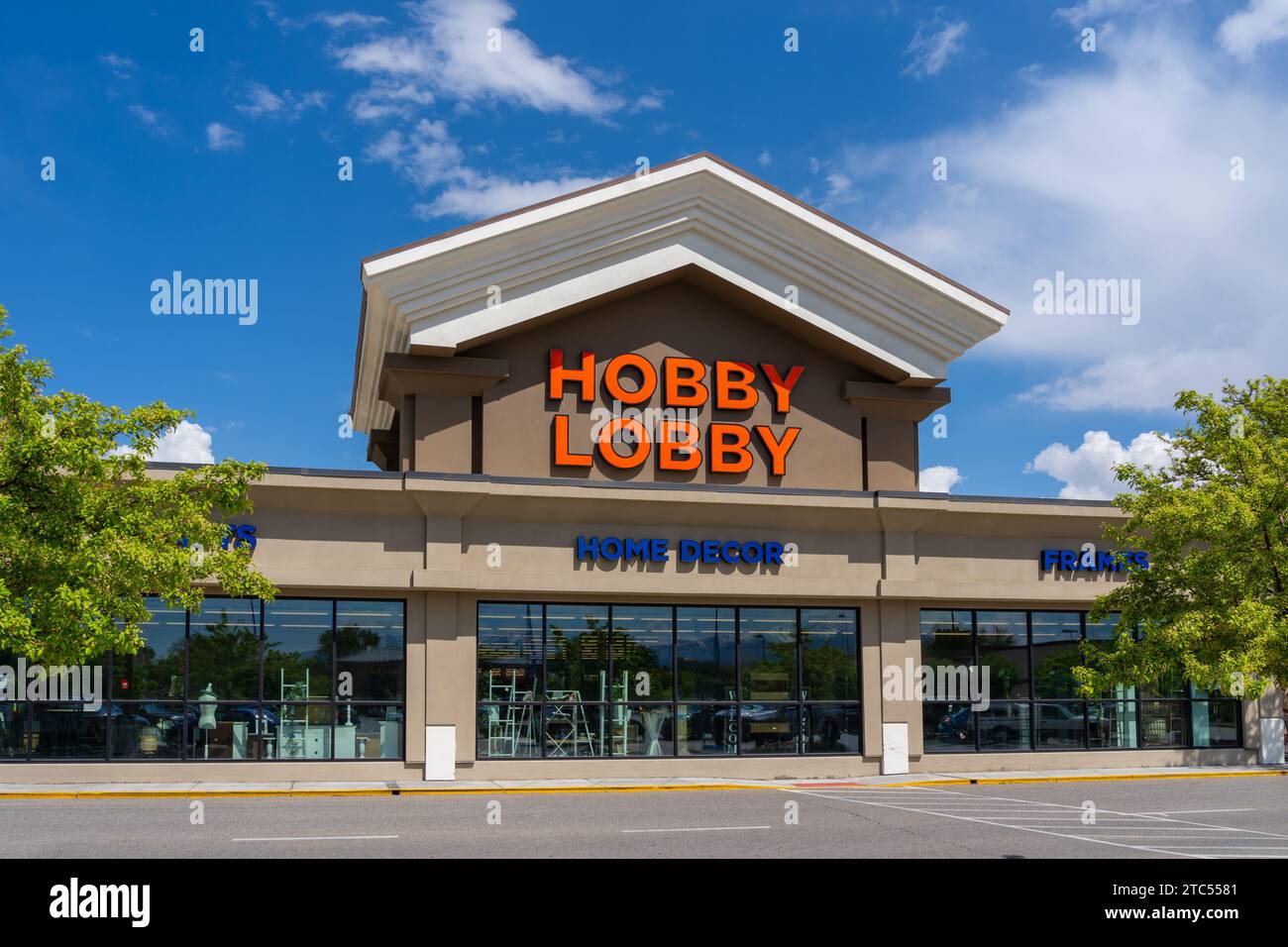 Hobby lobby logo hi-res stock photography and images - Alamy