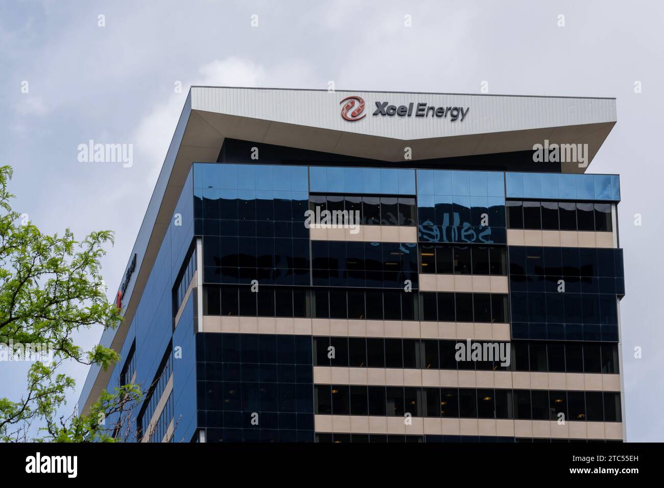 Xcel energy hi-res stock photography and images - Alamy
