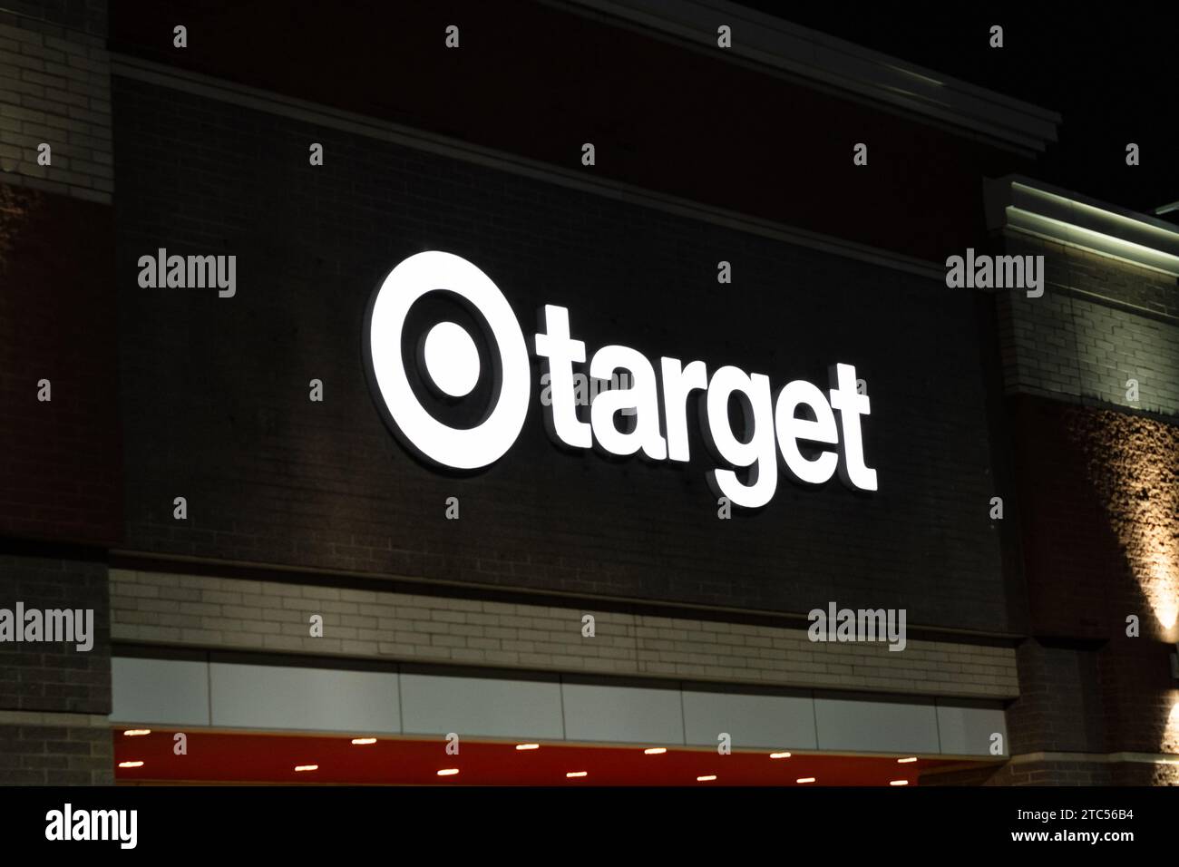 Lit sign hi-res stock photography and images - Alamy