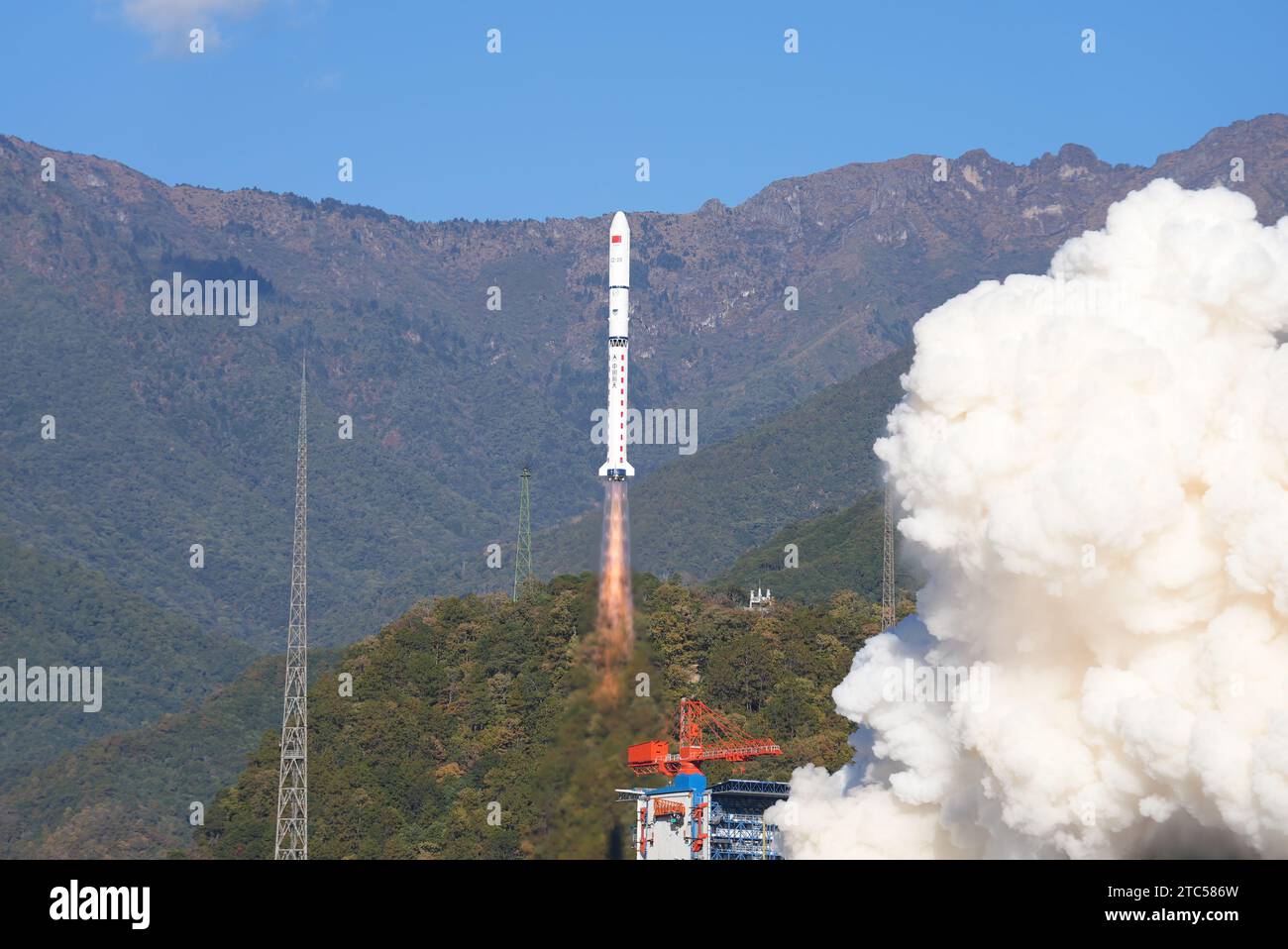 Long march 2d hi-res stock photography and images - Alamy