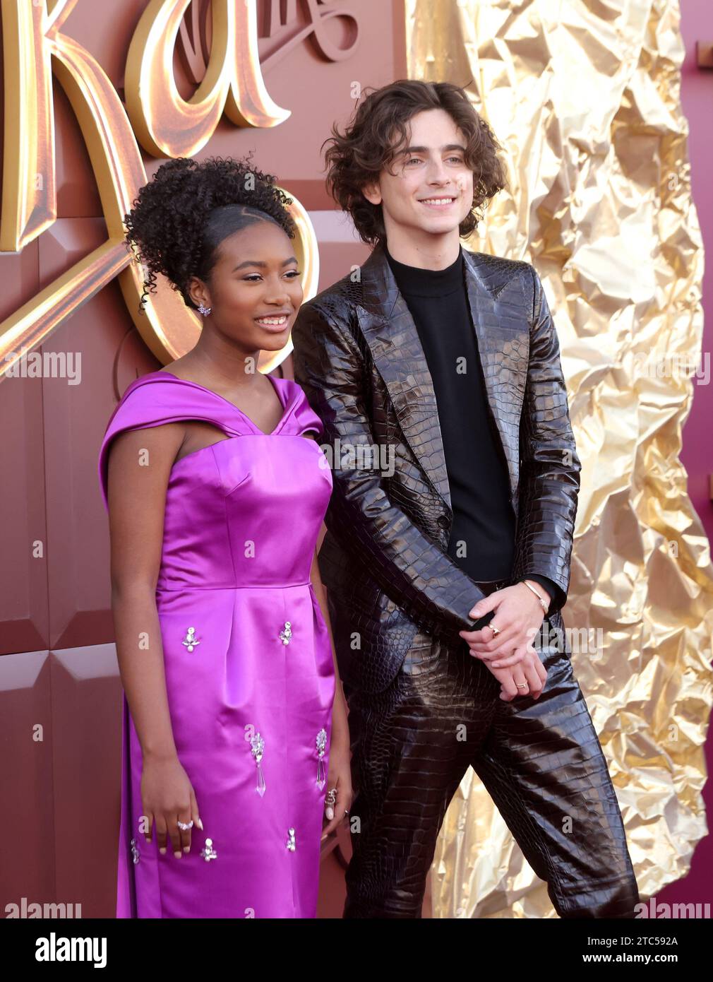 Los Angeles, California, USA. 10th December, 2023. Cast members Calah ...