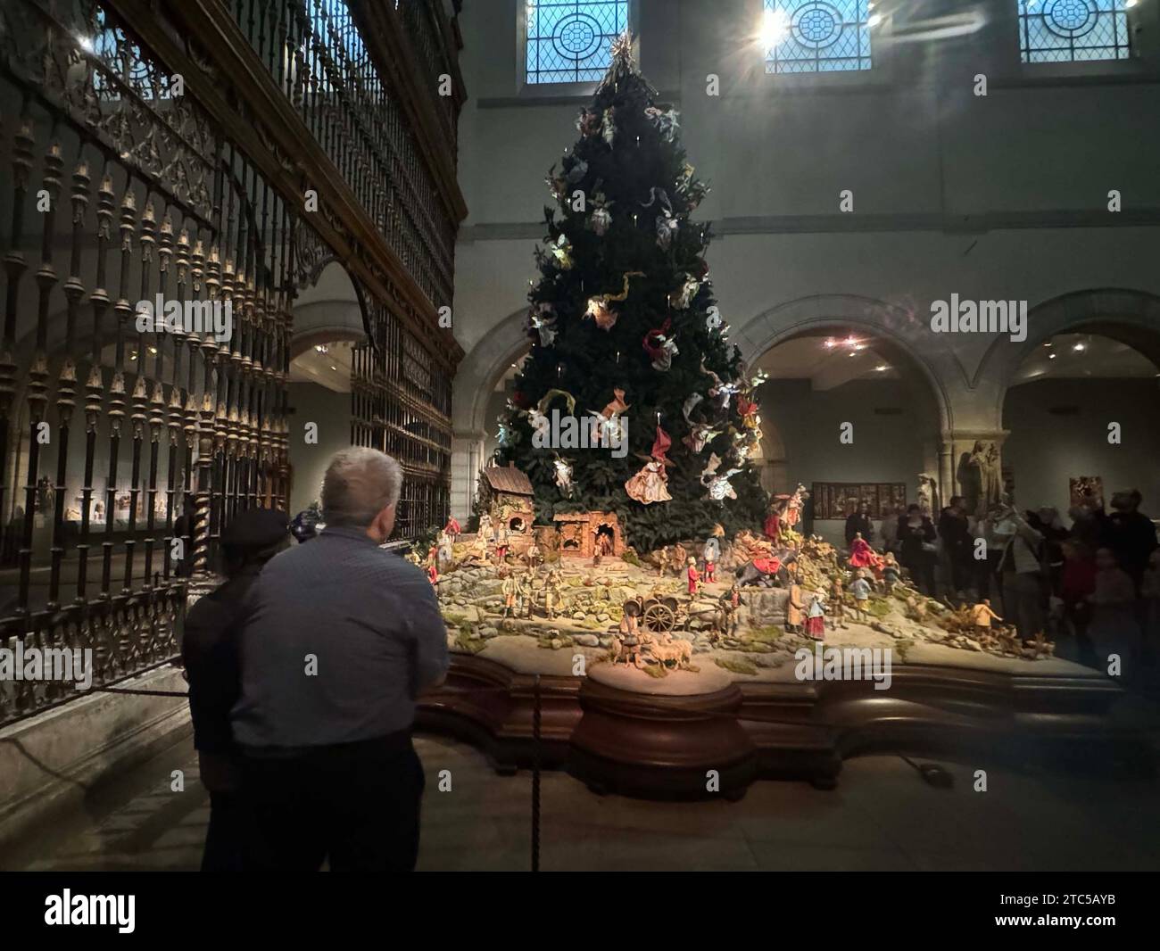 New York, New York, USA. 10th Dec, 2023. People view the 20 foot Blue ...