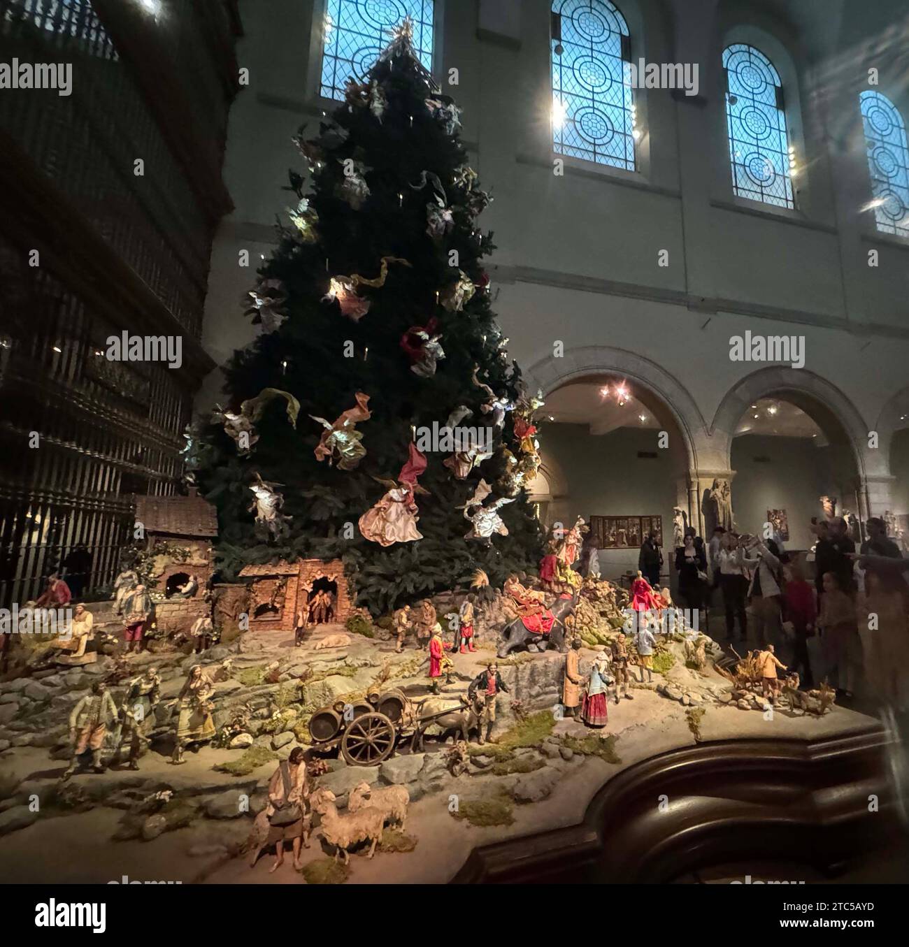 New York, New York, USA. 10th Dec, 2023. A view of the 20 foot Blue ...