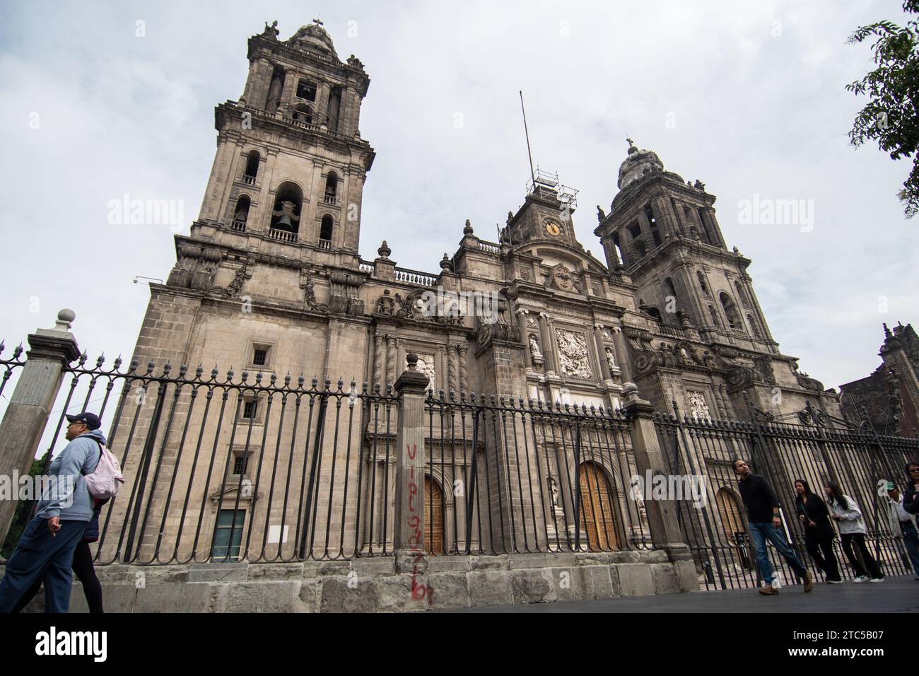 Catedral metropolitana de la ciudad de mexico hi-res stock photography ...