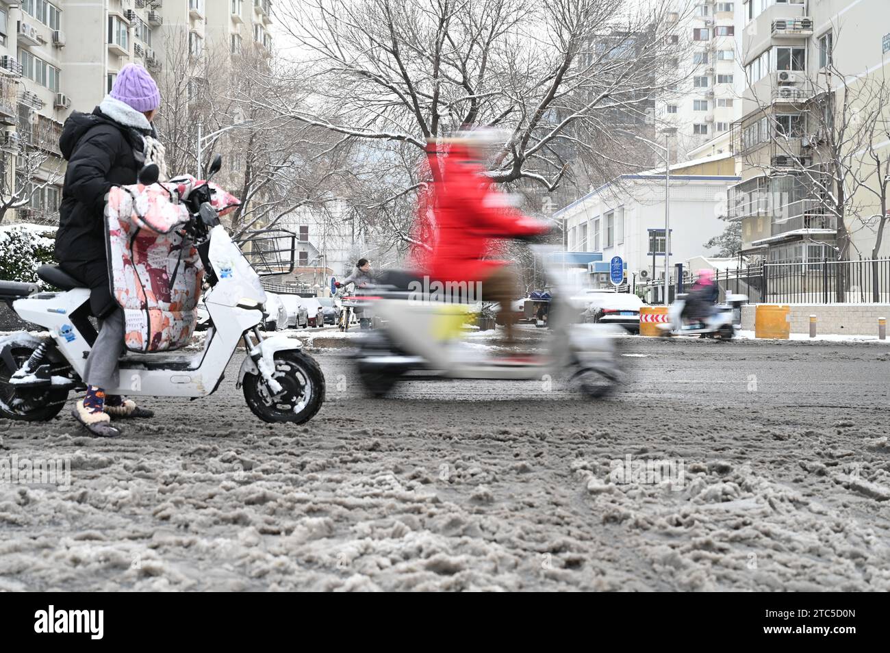China beijing snowfall hi-res stock photography and images - Alamy