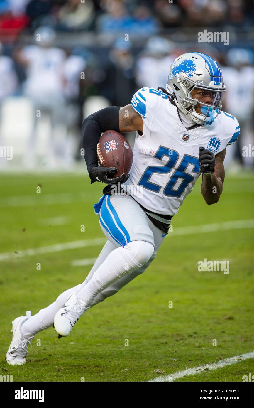 Chicago, IL, USA. 10th Dec, 2023. Detroit Lions #26 Jahmyr Gibbs runs ...
