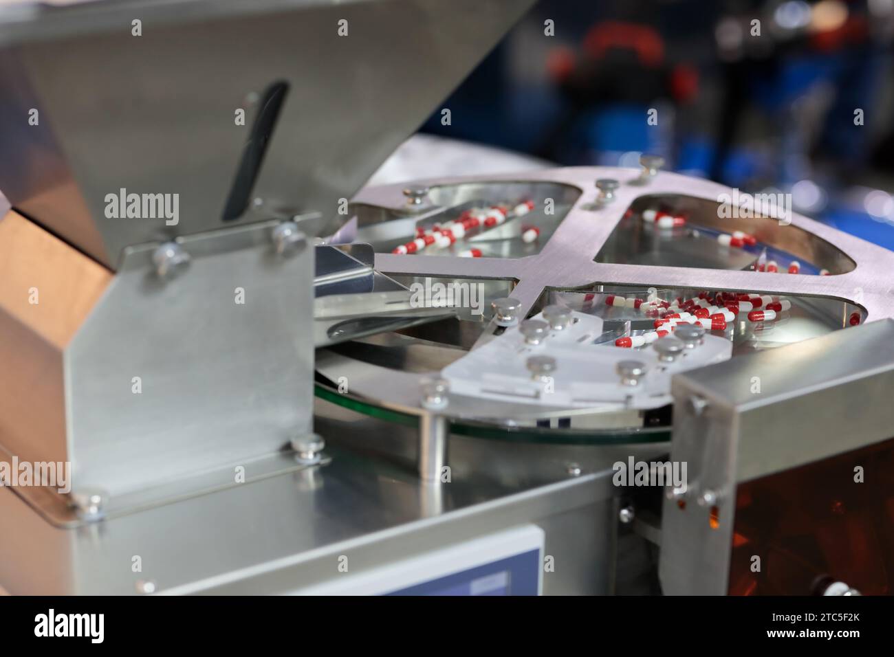 Pharmaceutical production line hi-res stock photography and images - Alamy