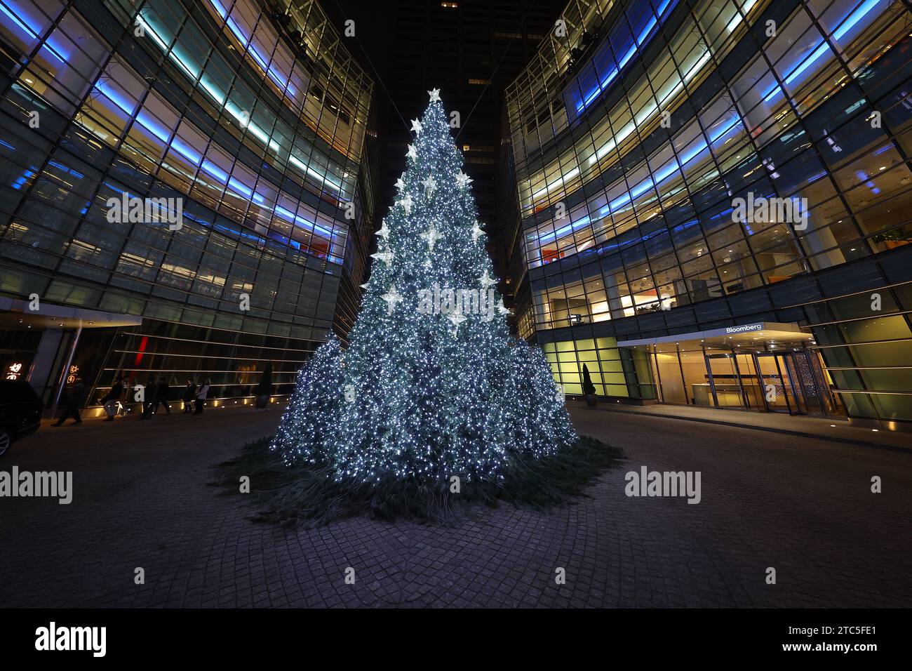 Bloomberg tower on beacon court hi-res stock photography and images - Alamy