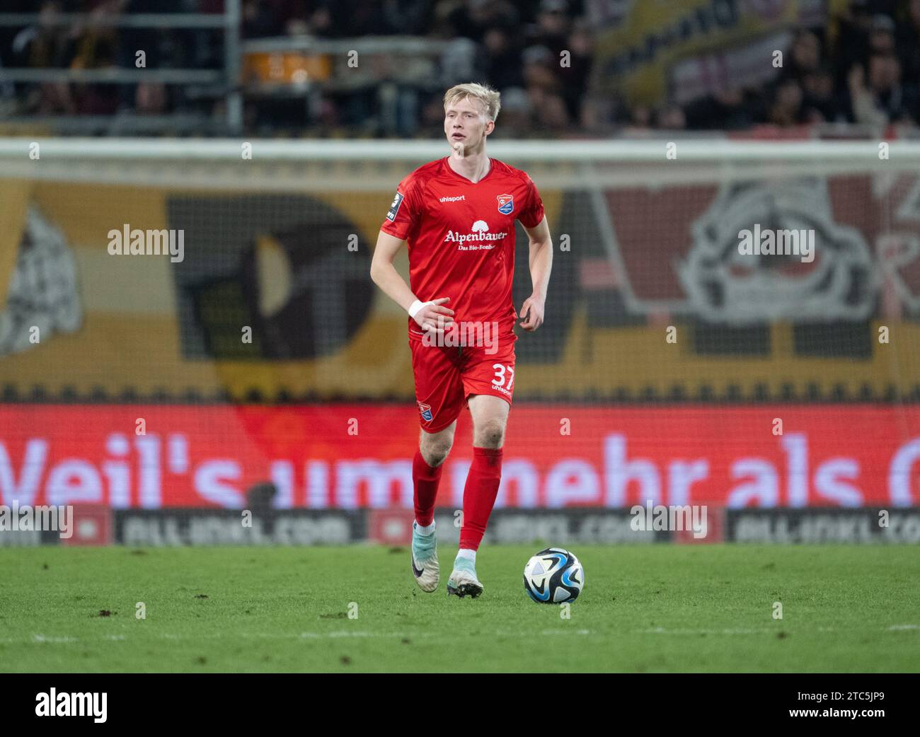 Raphael schifferl hi-res stock photography and images - Alamy