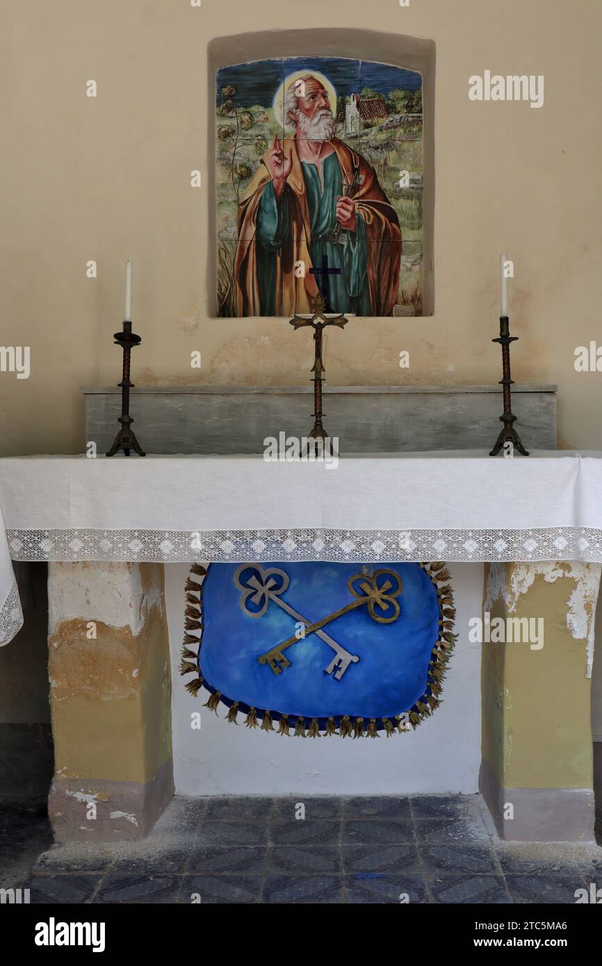 Torca - Altare dell'Eremo di San Pietro presso il Fiordo di Crapolla ...