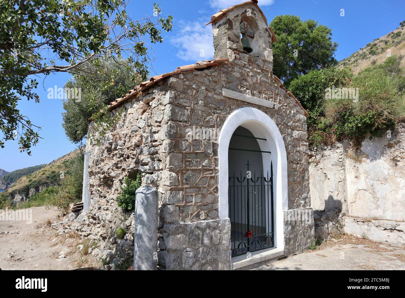 Torca - Eremo di San Pietro presso il Fiordo di Crapolla Stock Photo ...