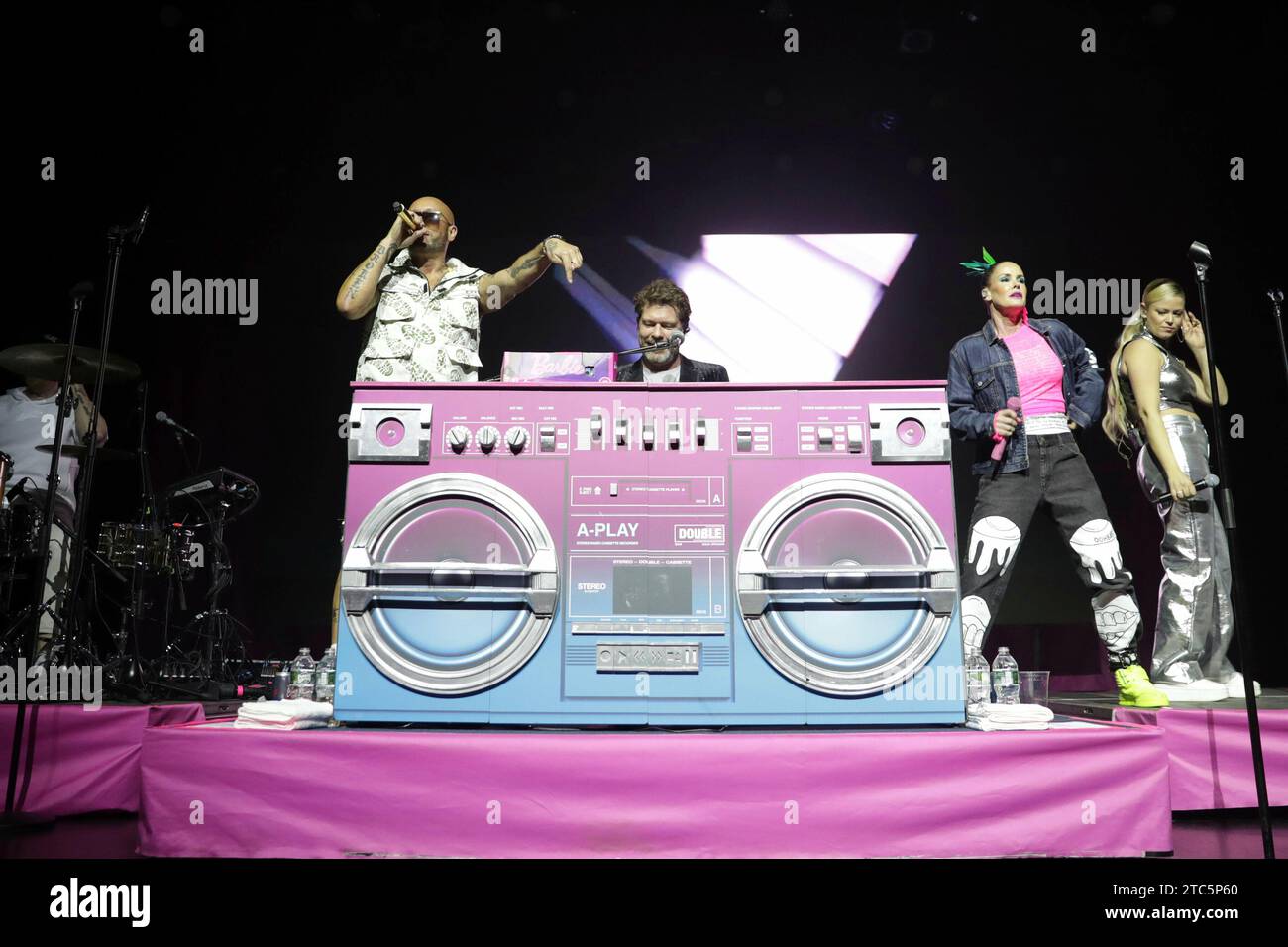 Lene nystrom aqua hi-res stock photography and images - Alamy