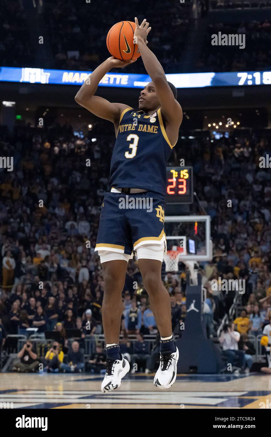 Milwaukee, WI, USA. 9th Dec, 2023. Notre Dame Fighting Irish guard ...