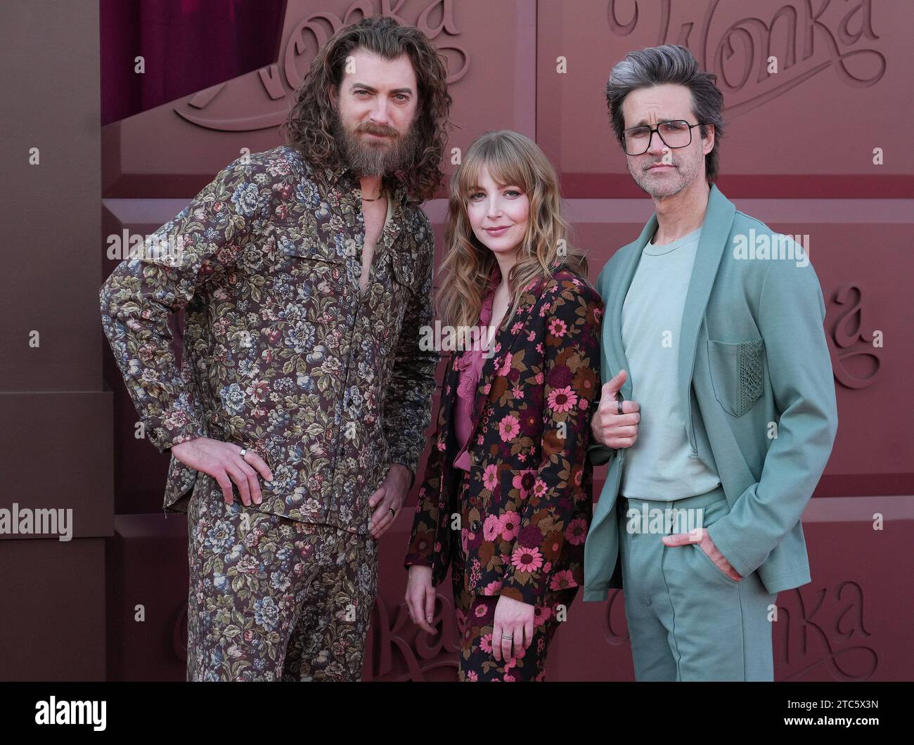 Los Angeles, USA. 10th Dec, 2023. (L-R) Rhett McLaughlin, Stevie Wynne ...