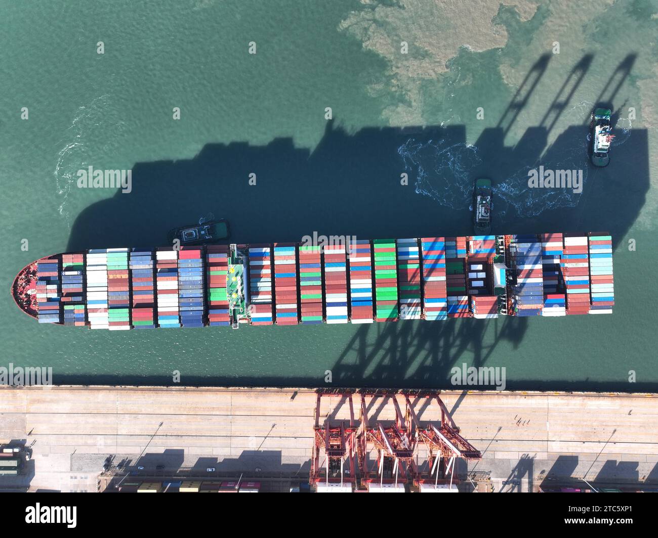 Aerial photo shows a large container ship at Lianyungang Port in ...