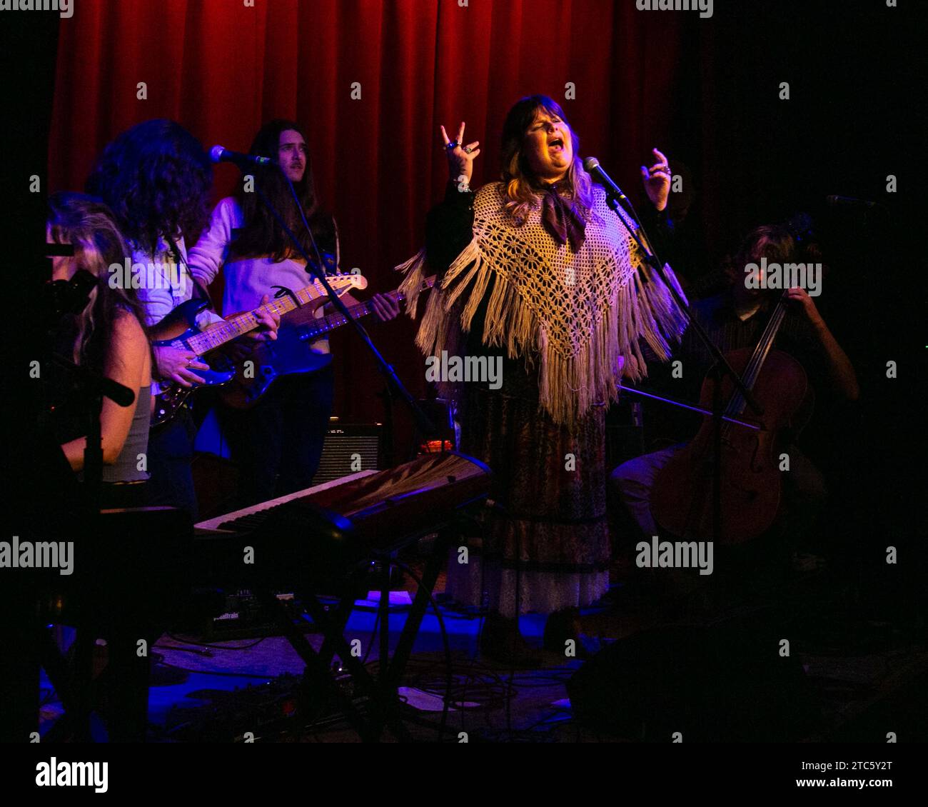 December 10, 2023, LOS ANGELES, CALIFORNIA, USA: Taylor Sackson ...