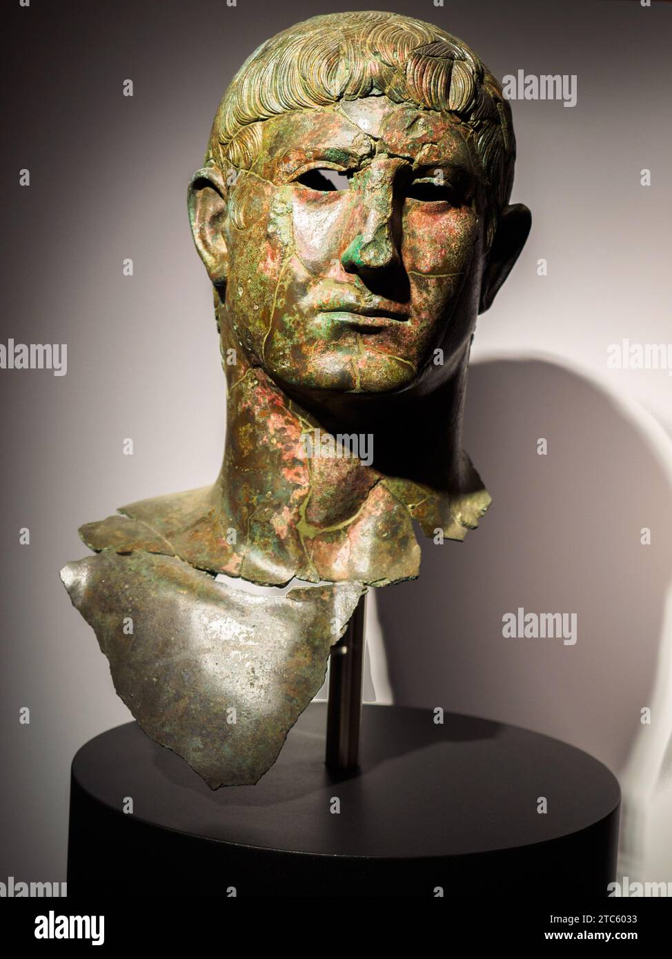 Head of legion commander Lucius Cornelius Pusio. The head belonged to a ...