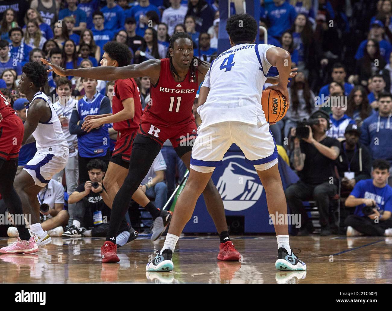 Rutgers Scarlet Knights center Clifford Omoruyi (11) defends Seton Hall ...