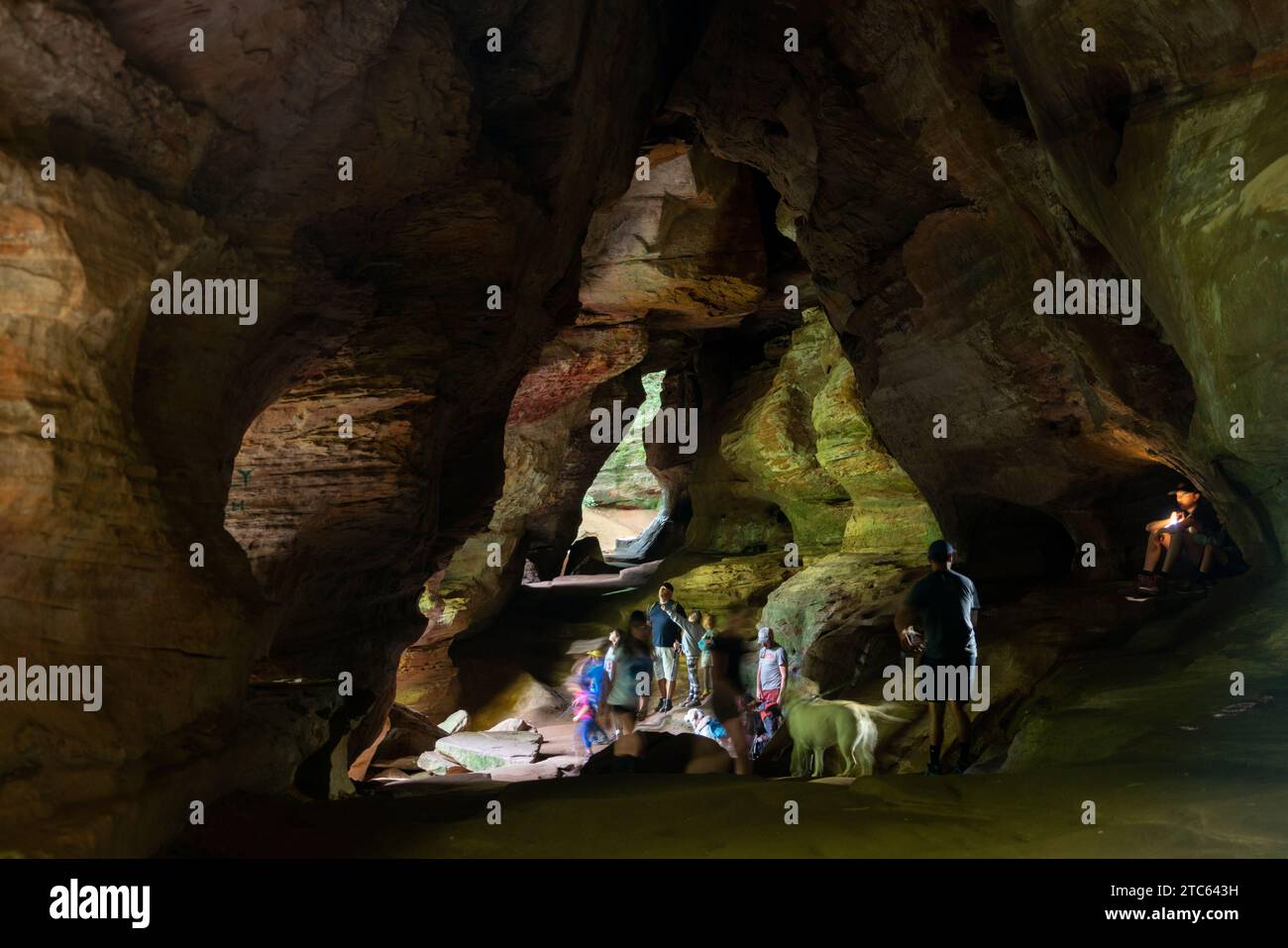 Rockhouse Cave, Hocking Hills State Park in the Hocking Hills region of ...