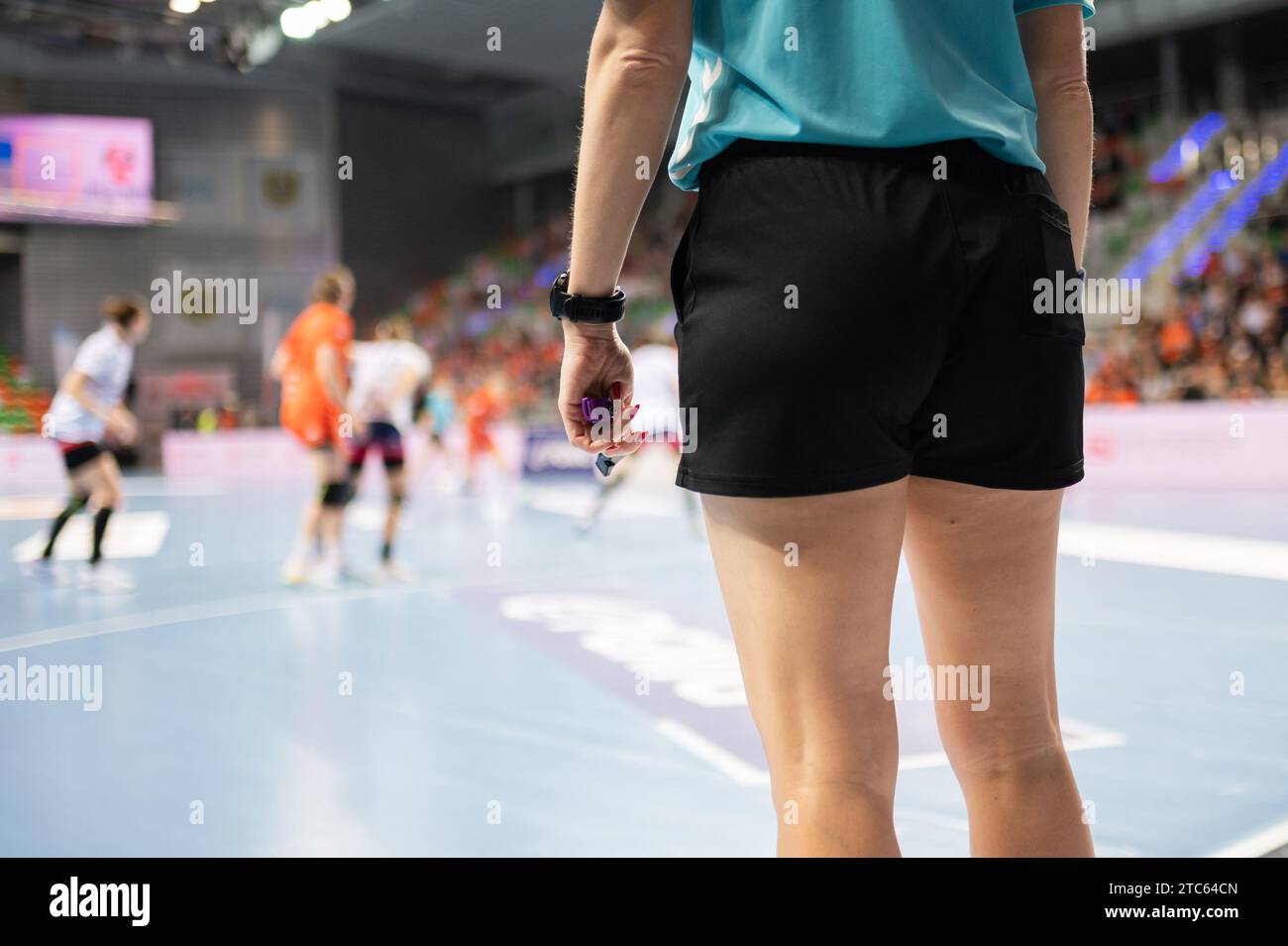 Handball woman referee with whistle Stock Photo - Alamy