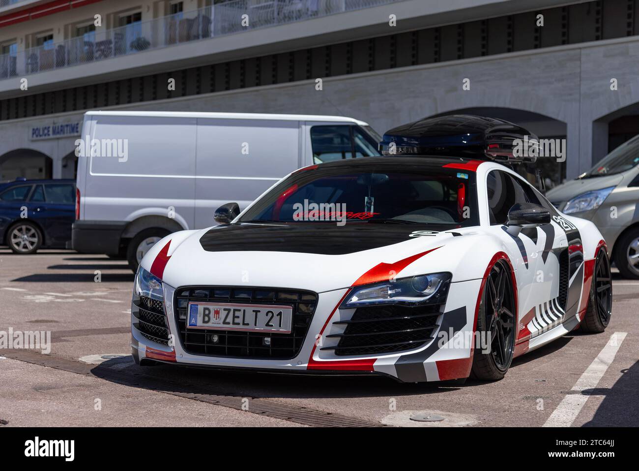 Monaco, Monaco - White Audi R8 parked on a street Stock Photo - Alamy