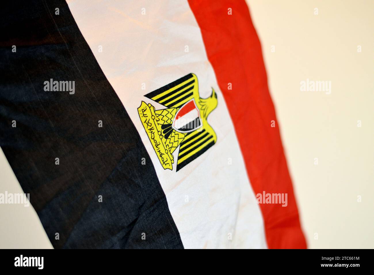 The national flag of Egypt, a tricolour consisting of the three equal ...