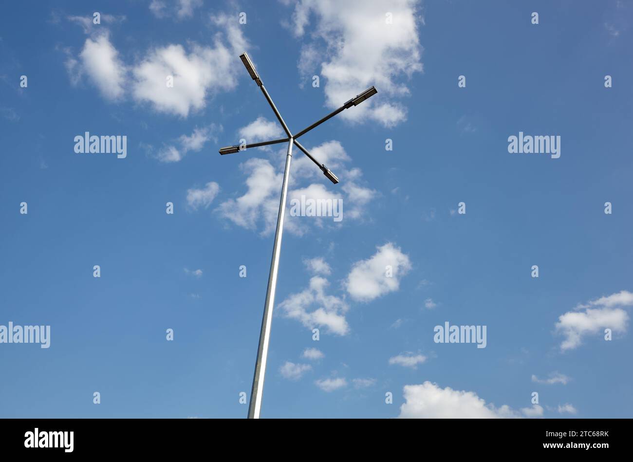 Four pole street light city hi-res stock photography and images - Alamy