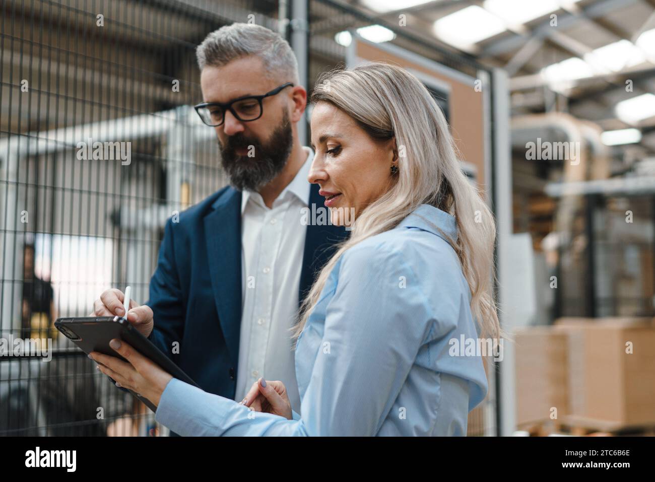 Modern factory female project supervisor hi-res stock photography and ...