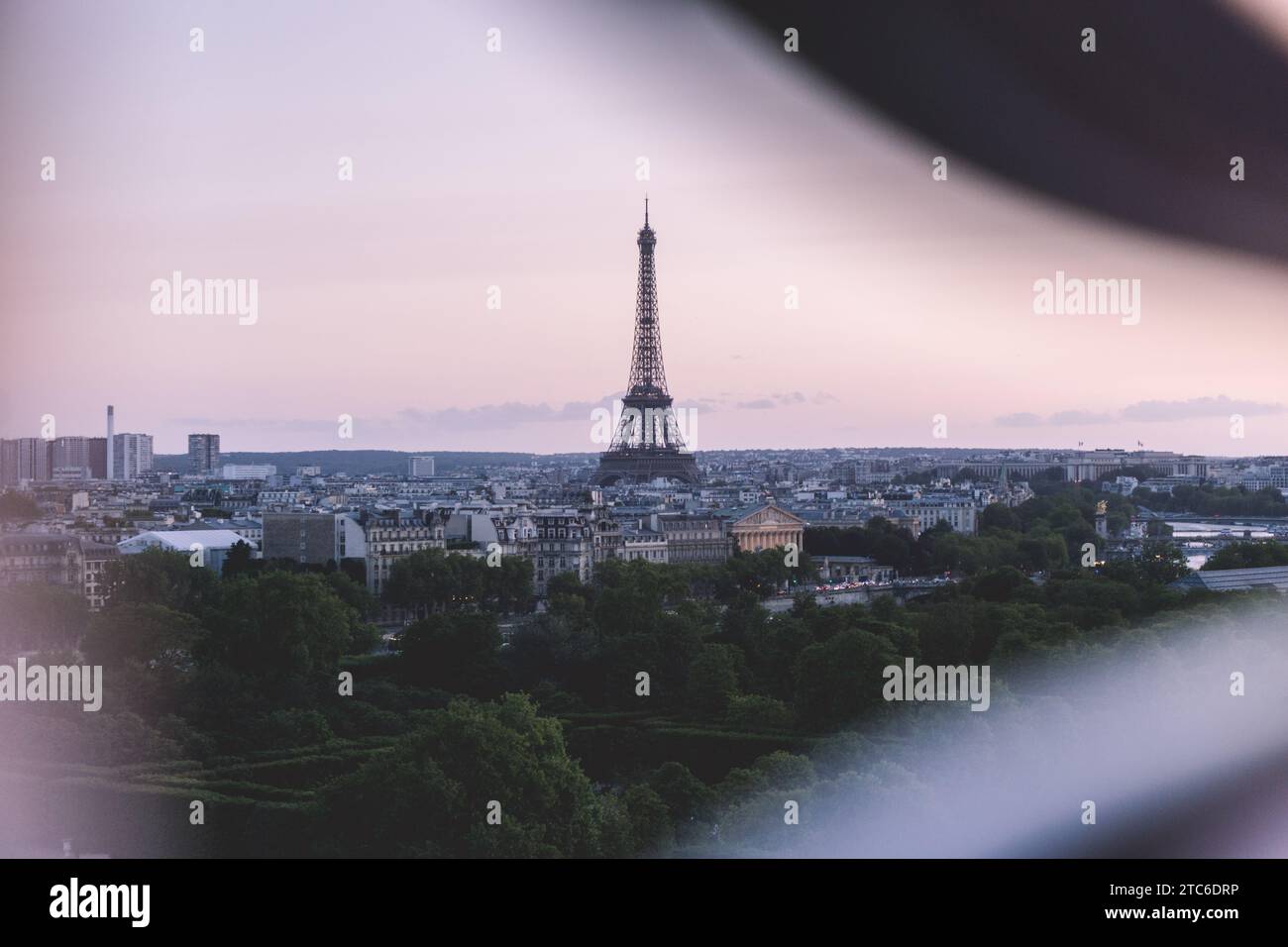 The Eiffel Tower from a Ferris wheel Stock Photo - Alamy The Eiffel Tower from a Ferris wheel Stock Photo - Alamy