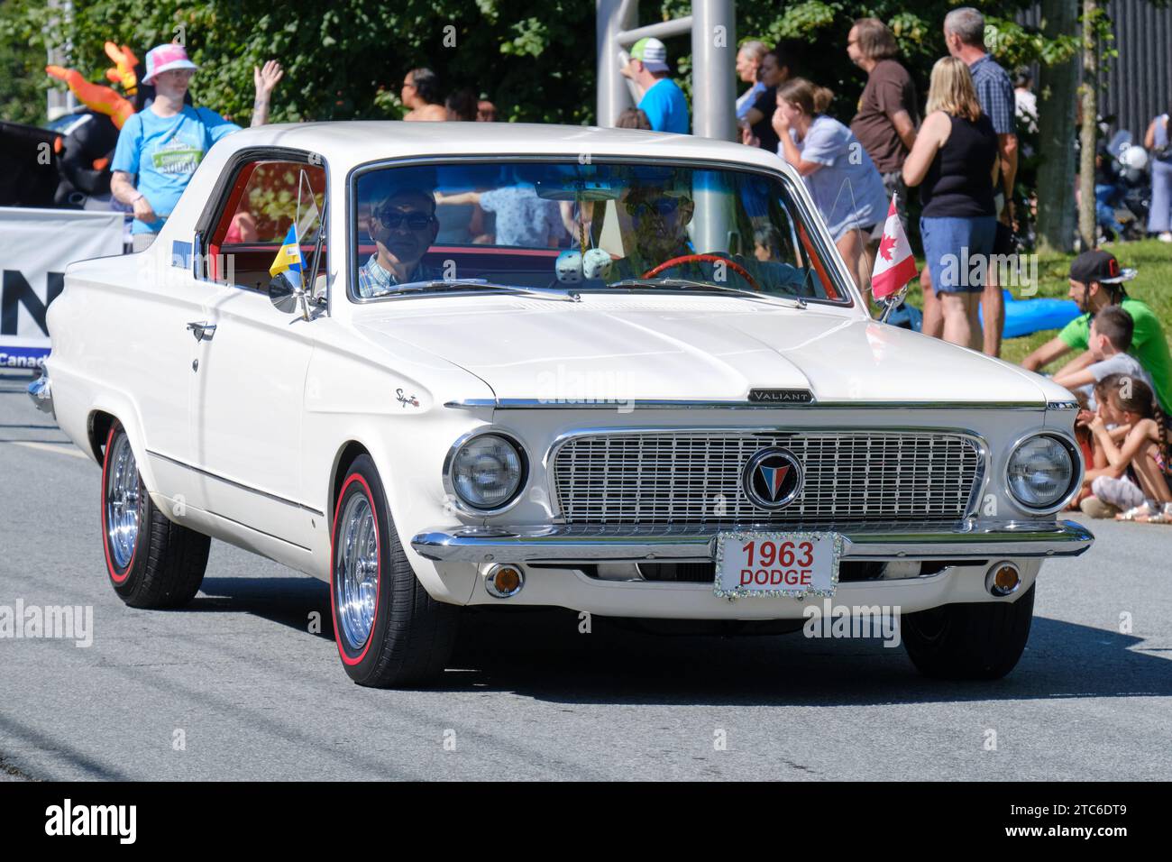 Valiant Dodge 1963 in parade Stock Photo - Alamy