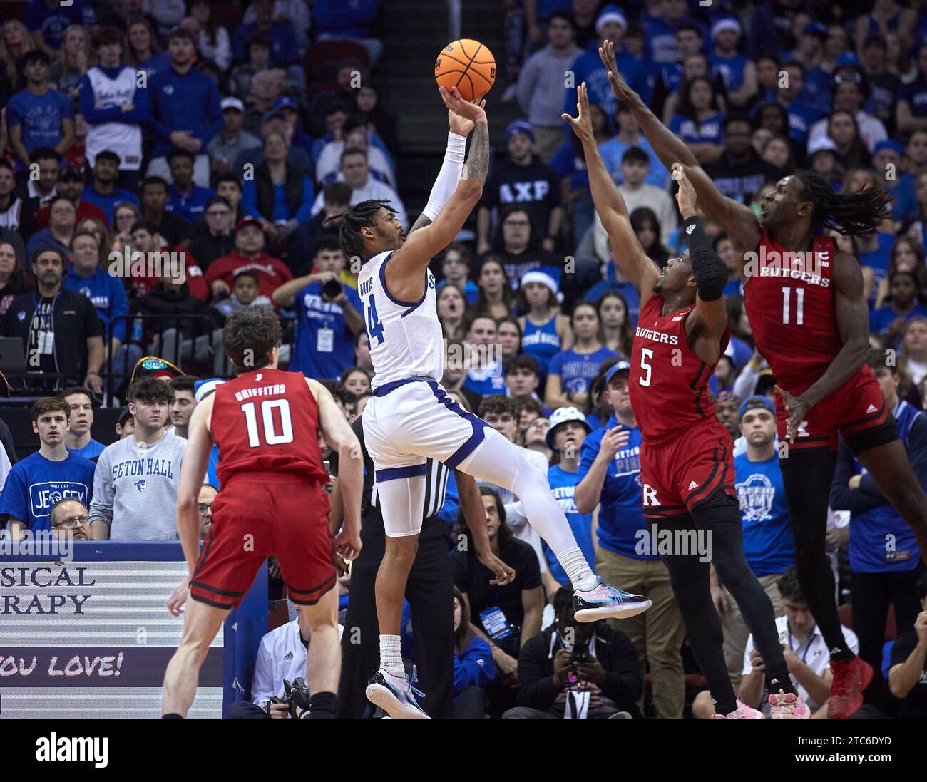 Seton Hall Pirates guard Dre Davis (14) shoots against Rutgers Scarlet ...