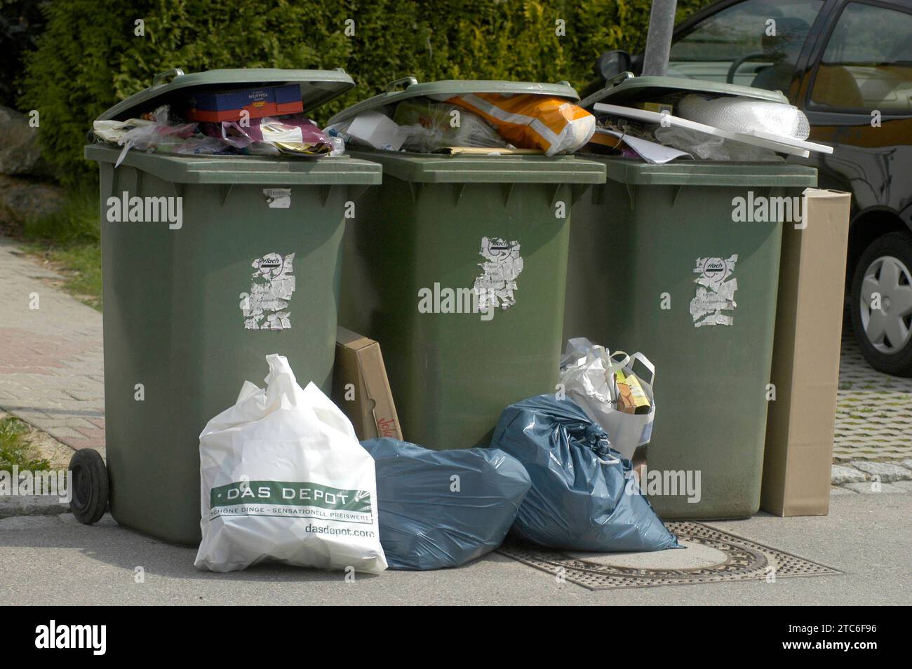 Müll trennung hi-res stock photography and images - Alamy