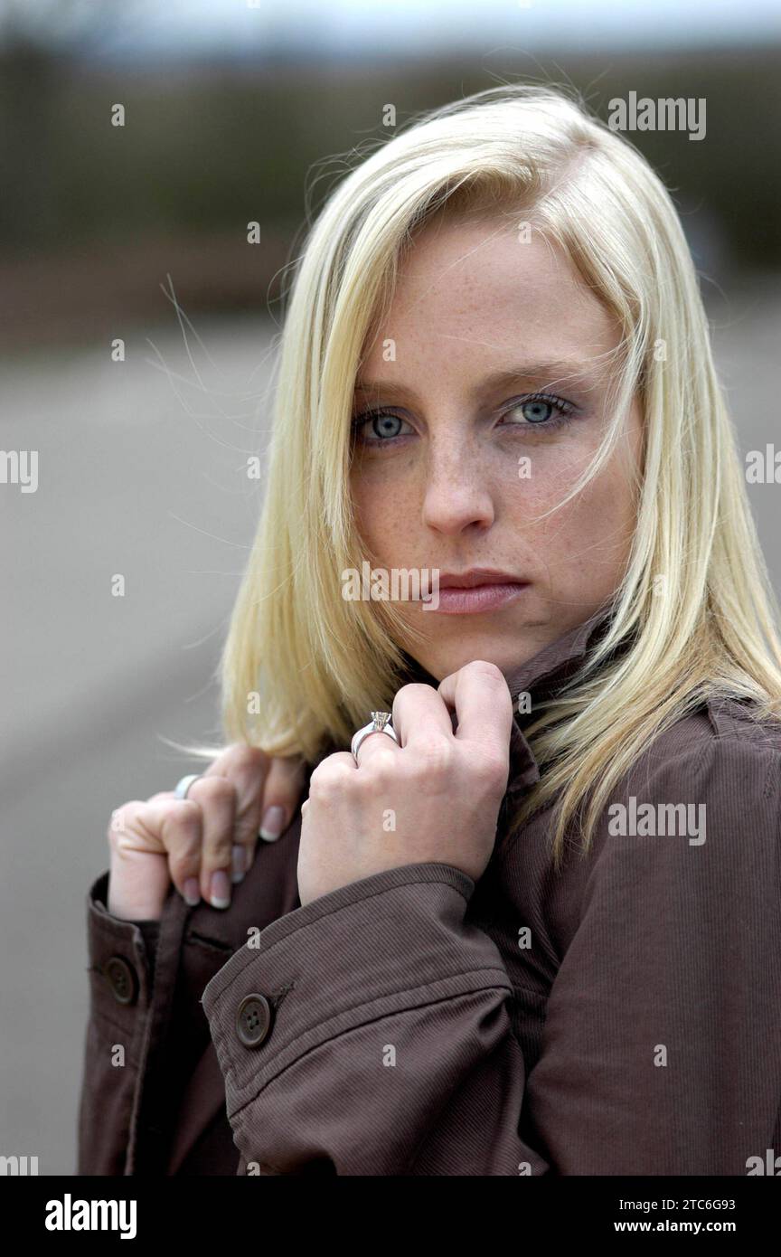 Junge Frau, Deutschland, BLF *** Young woman, Germany, BLF BL74069 ...