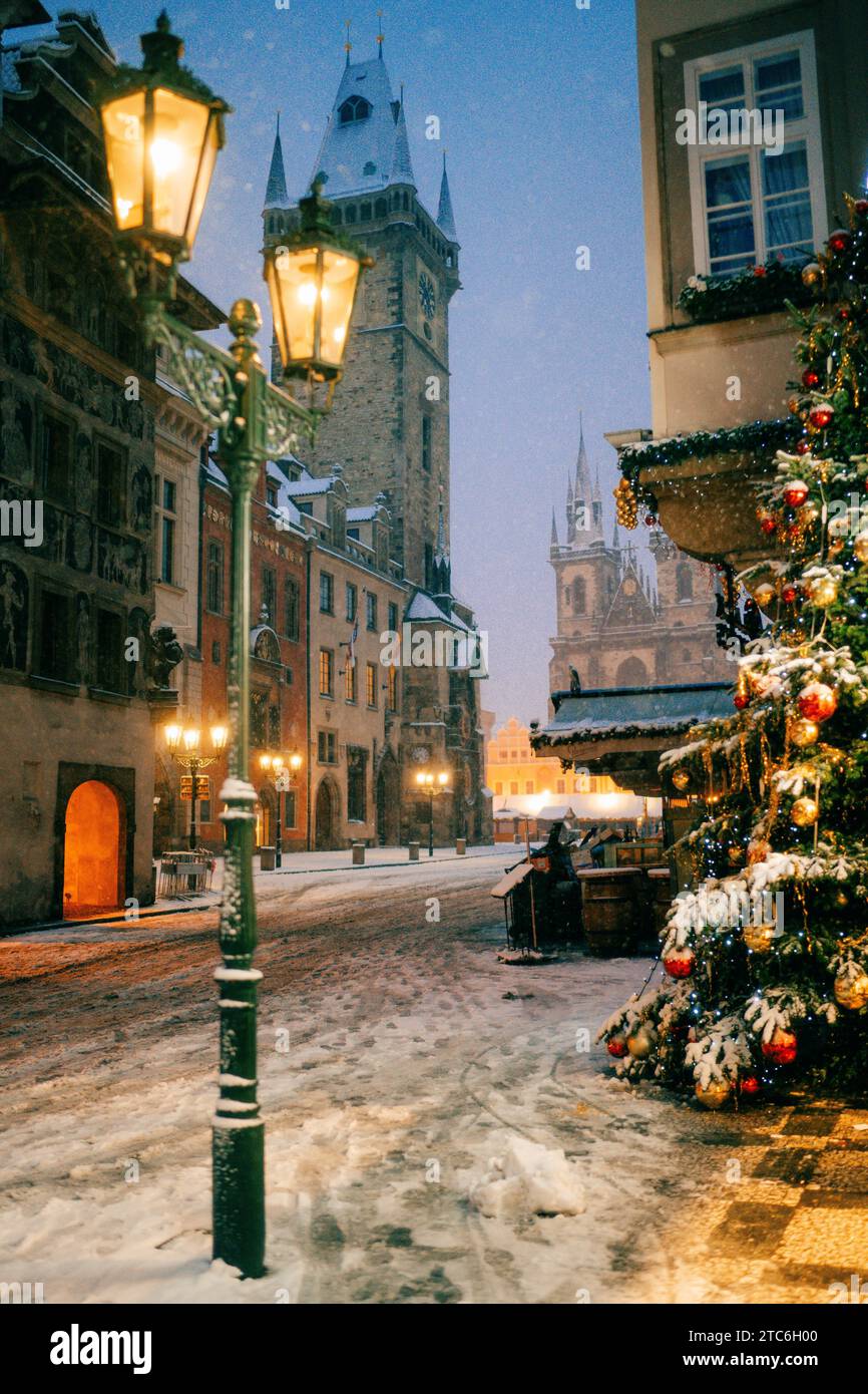 Clock prague snow hi-res stock photography and images - Alamy