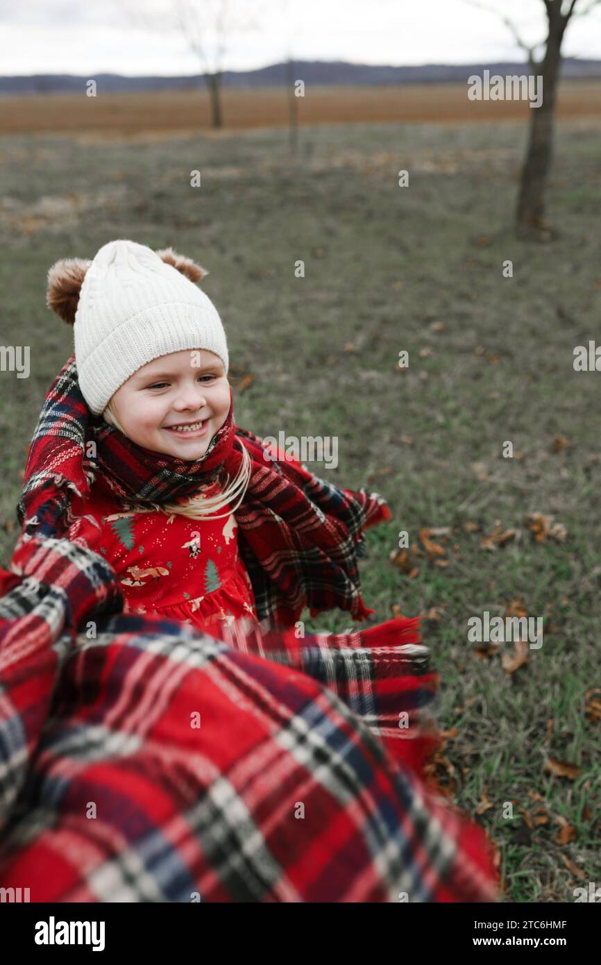 Scarf blowing in wind hi-res stock photography and images - Alamy