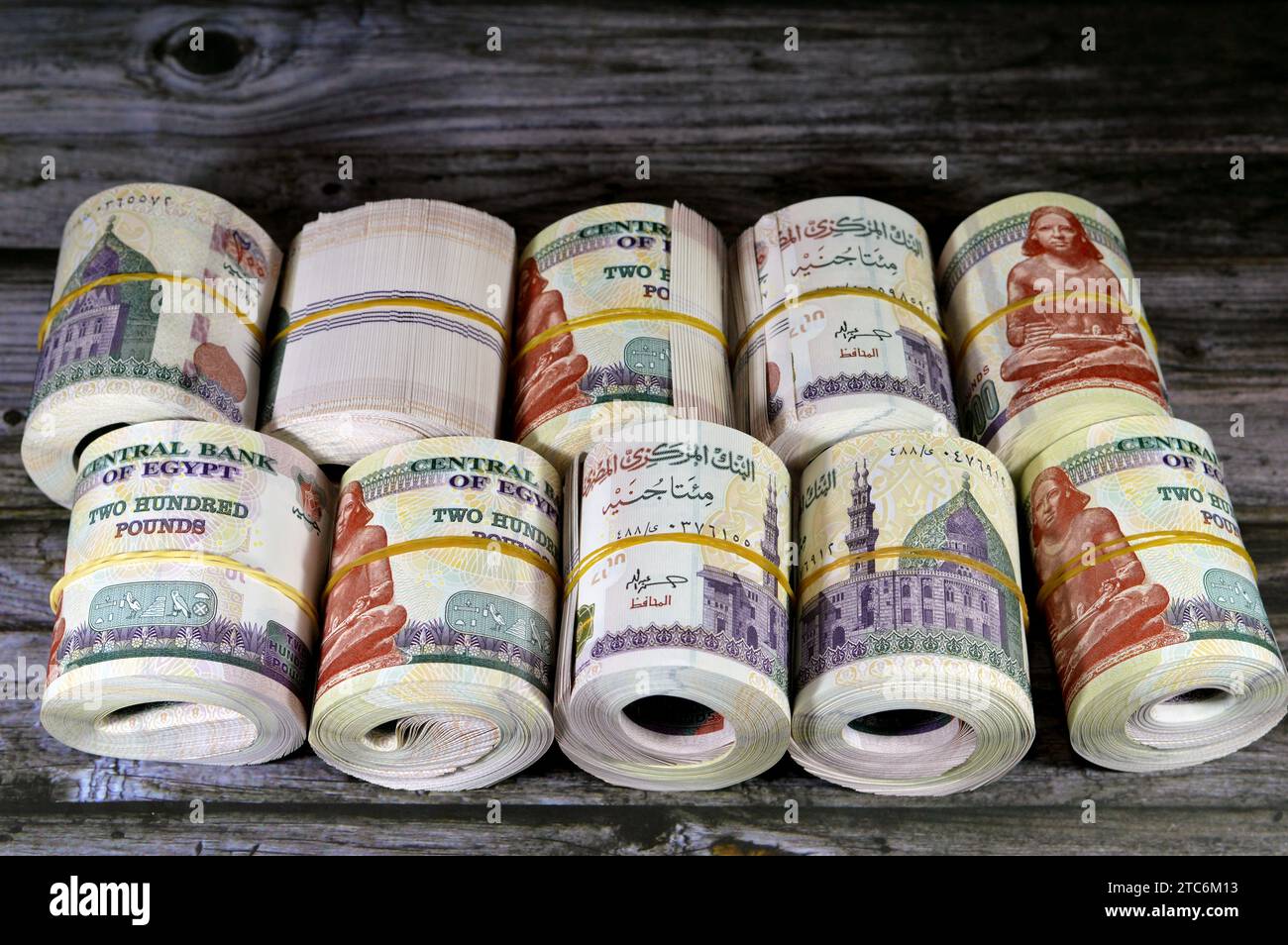 Rolled up banknotes hi-res stock photography and images - Alamy