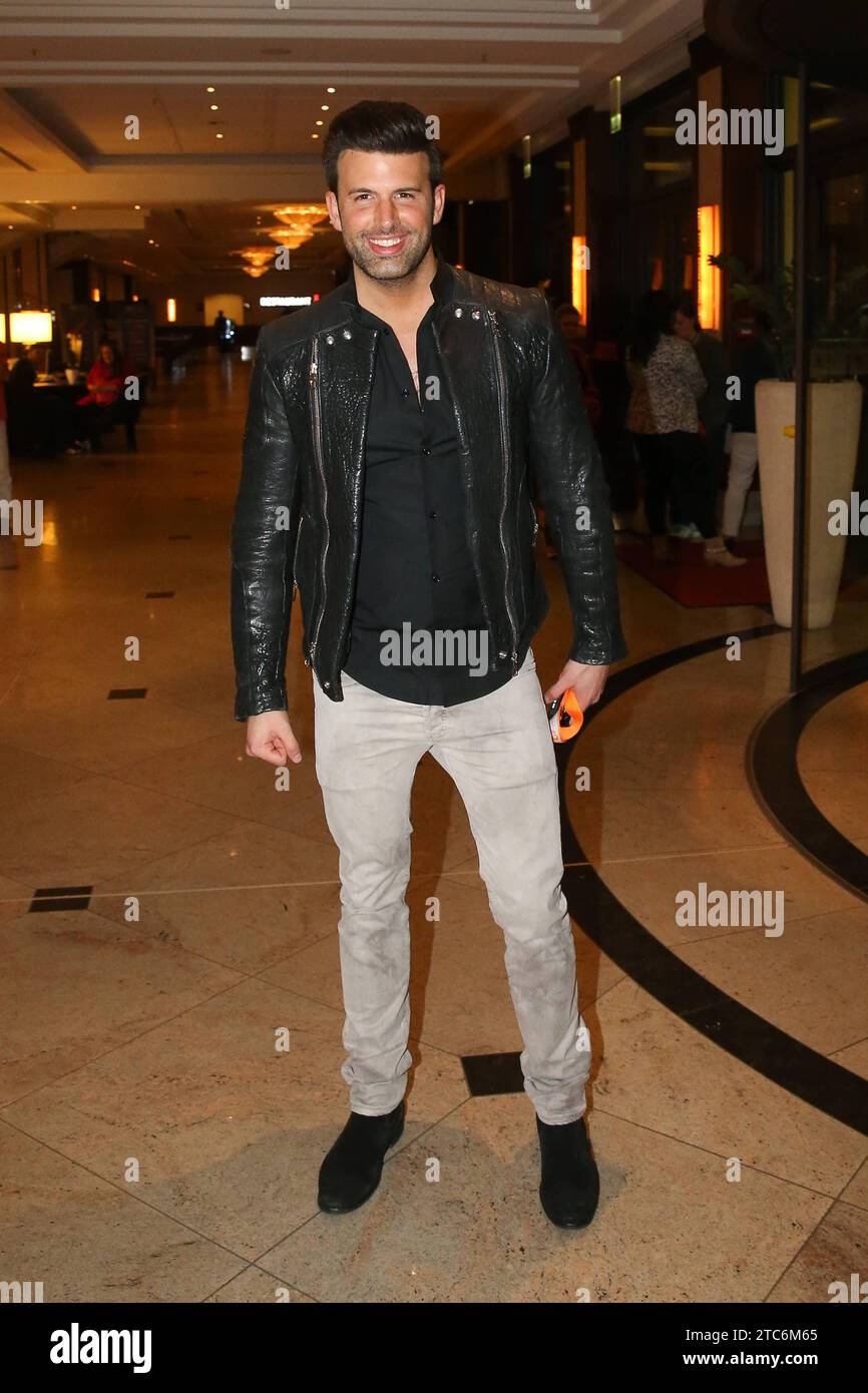 Jay mann hi-res stock photography and images - Alamy