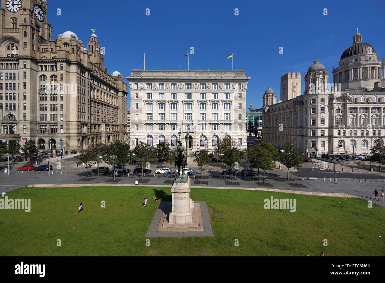 Cunard Building (1914-17) Italian Renaissance & Greek Revival Styles ...