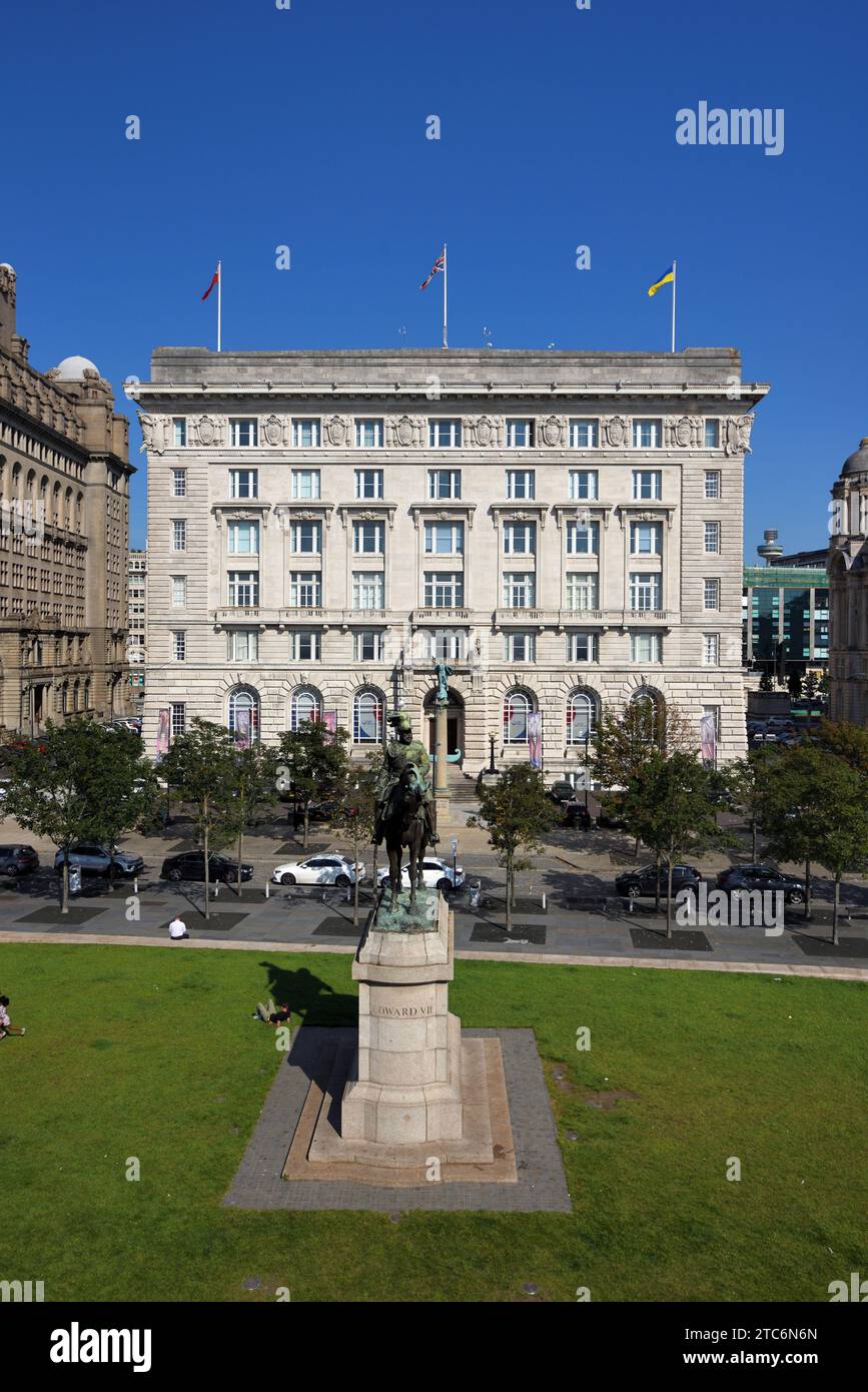 Cunard Building (1914-17) Italian Renaissance & Greek Revival Styles ...