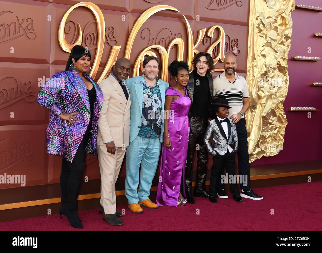 LOS ANGELES, CALIFORNIA - DECEMBER 10: (L-R) Natasha Rothwell, Paterson ...