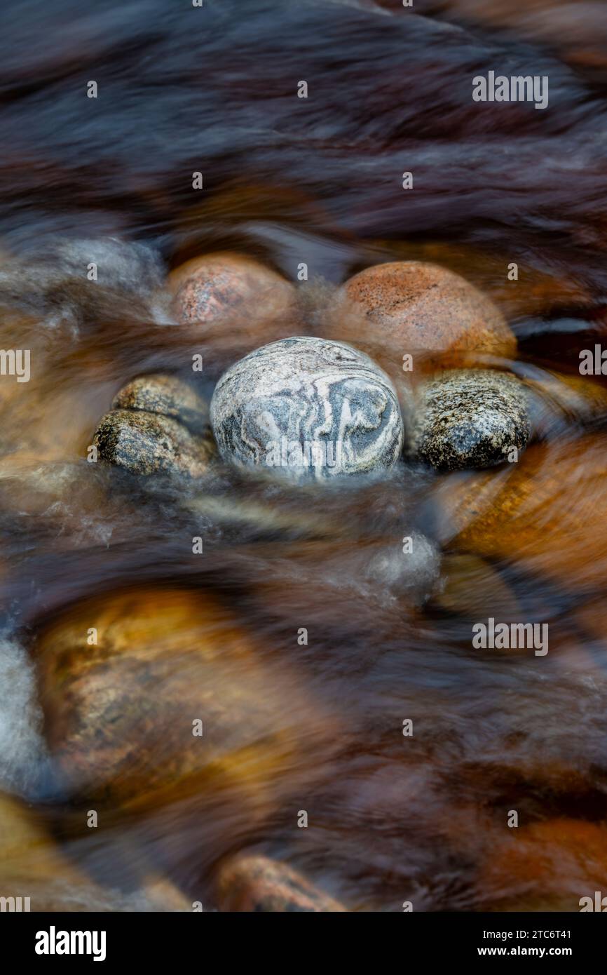 Scottish rocks hi-res stock photography and images - Alamy