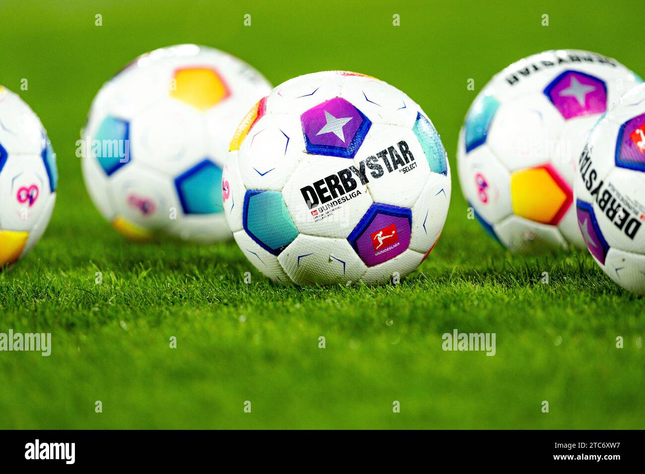 1 fc koeln vs 1 fsv mainz 05 hi-res stock photography and images - Alamy