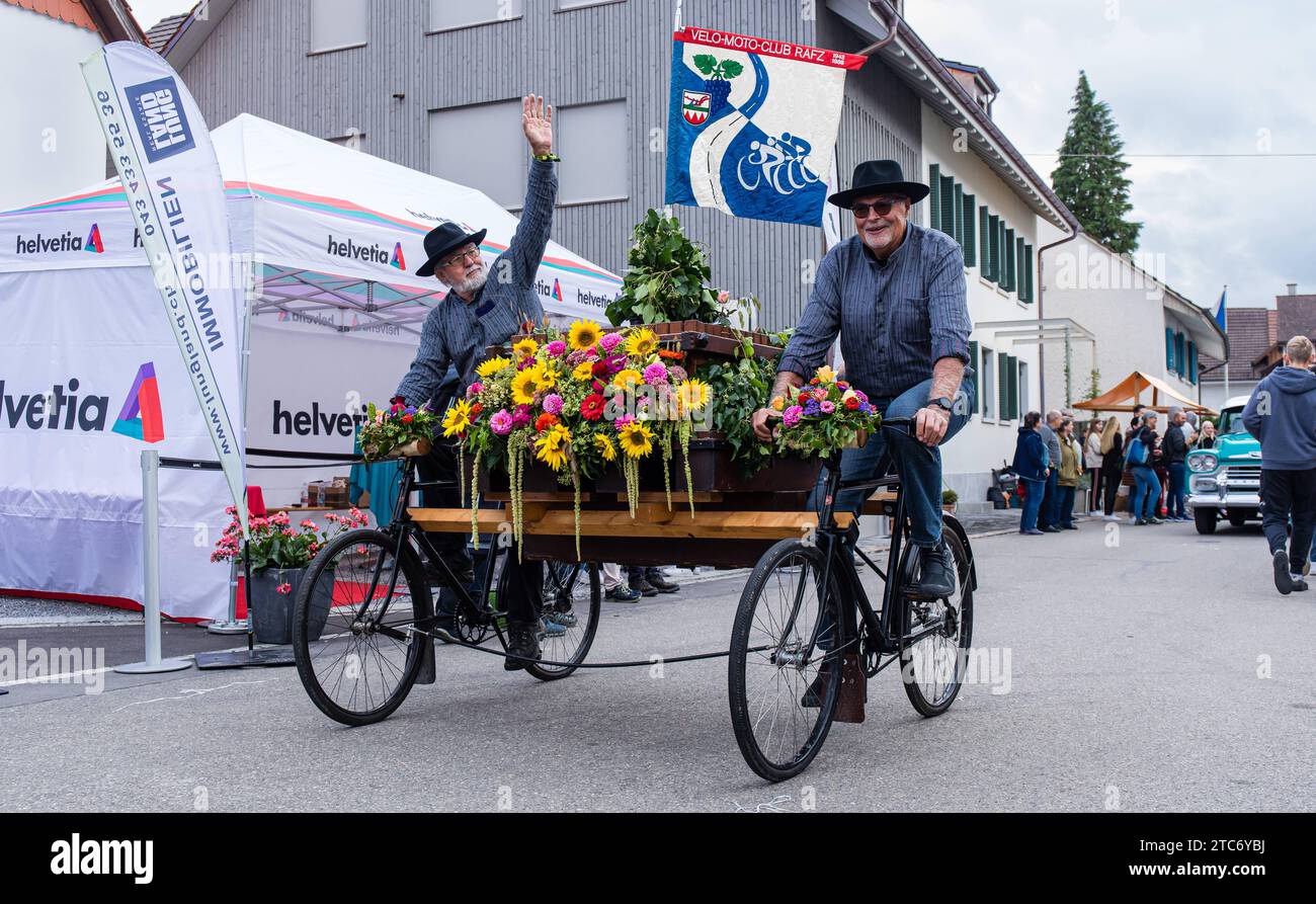 Gesellschaft ressort hi-res stock photography and images - Alamy