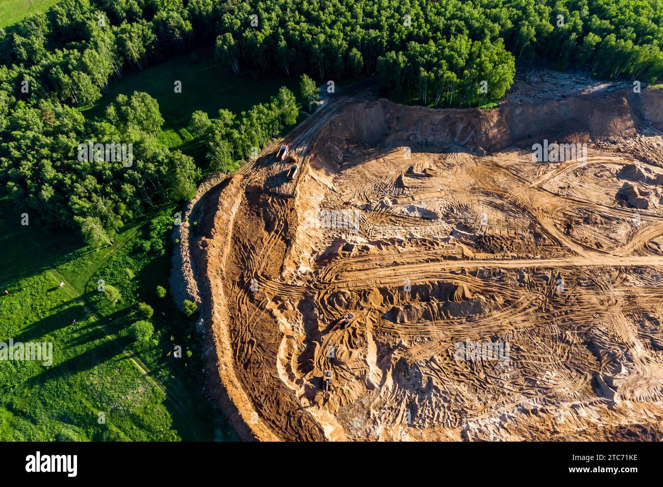 Sand extracting hi-res stock photography and images - Alamy
