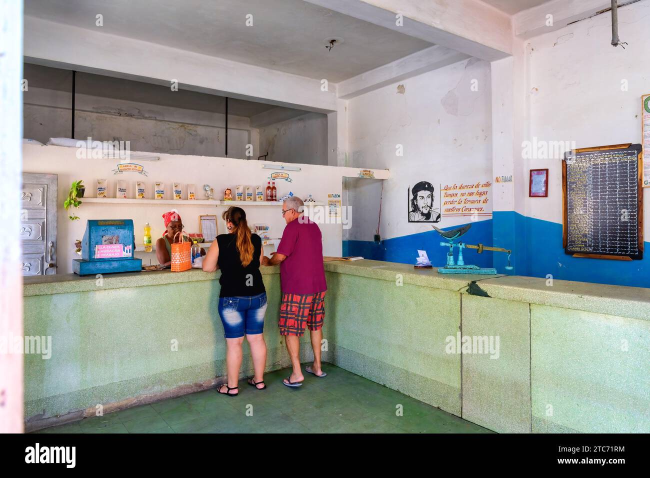 Cuban bodega hi-res stock photography and images - Alamy