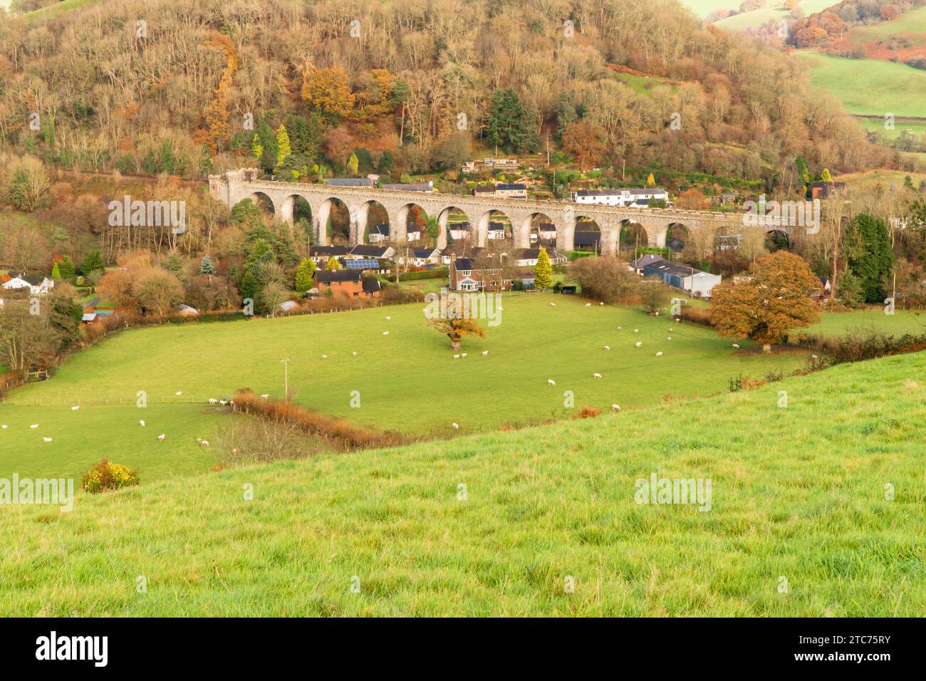 The thirteen arches of Knucklas Viaduct the construction started in ...