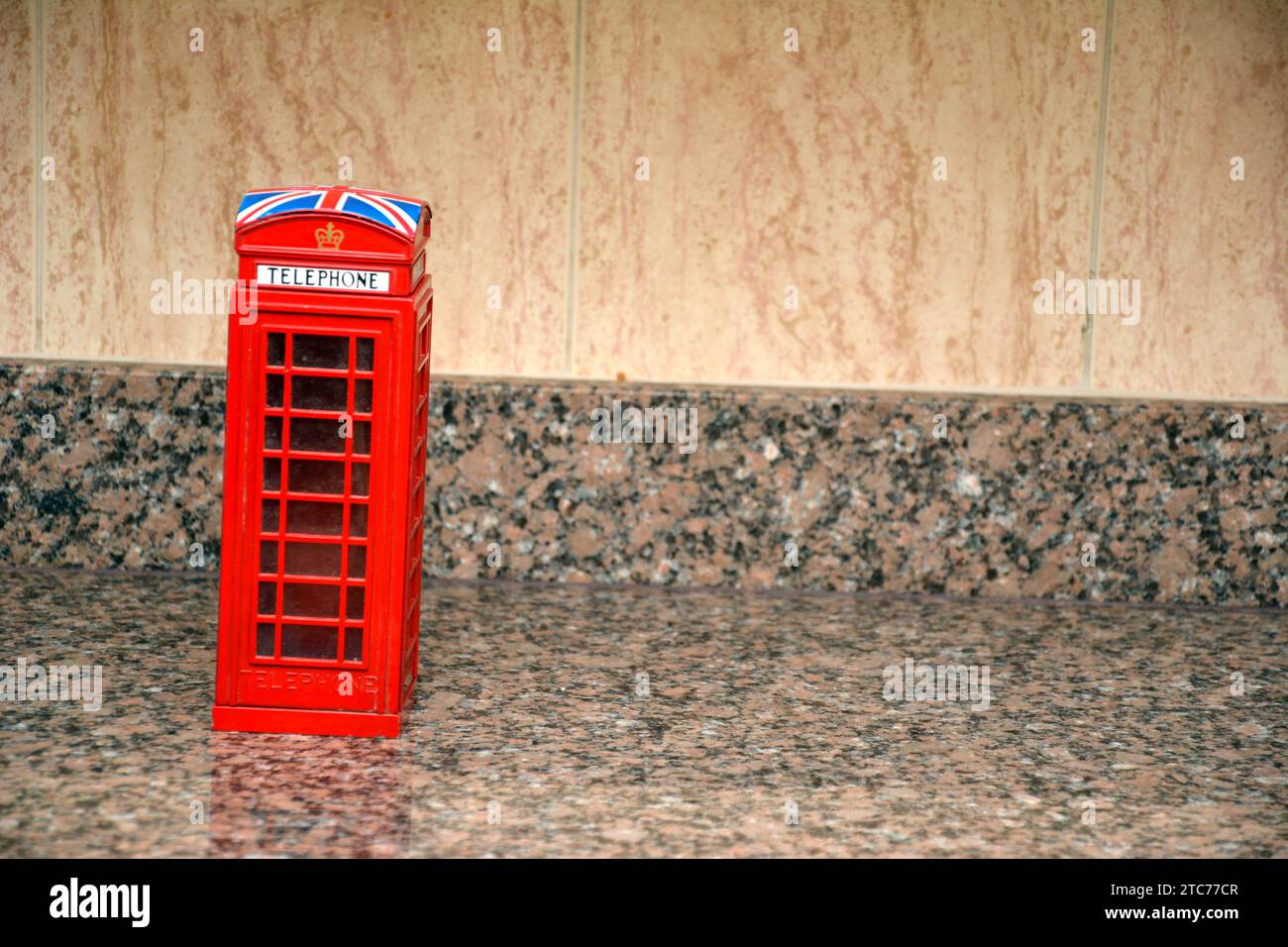 Iron kiosk hi-res stock photography and images - Alamy