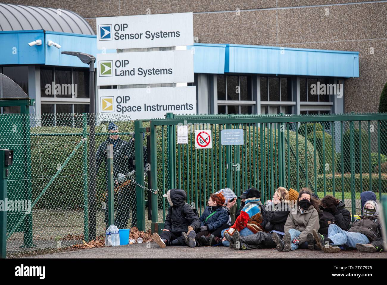 Oip hi-res stock photography and images - Alamy