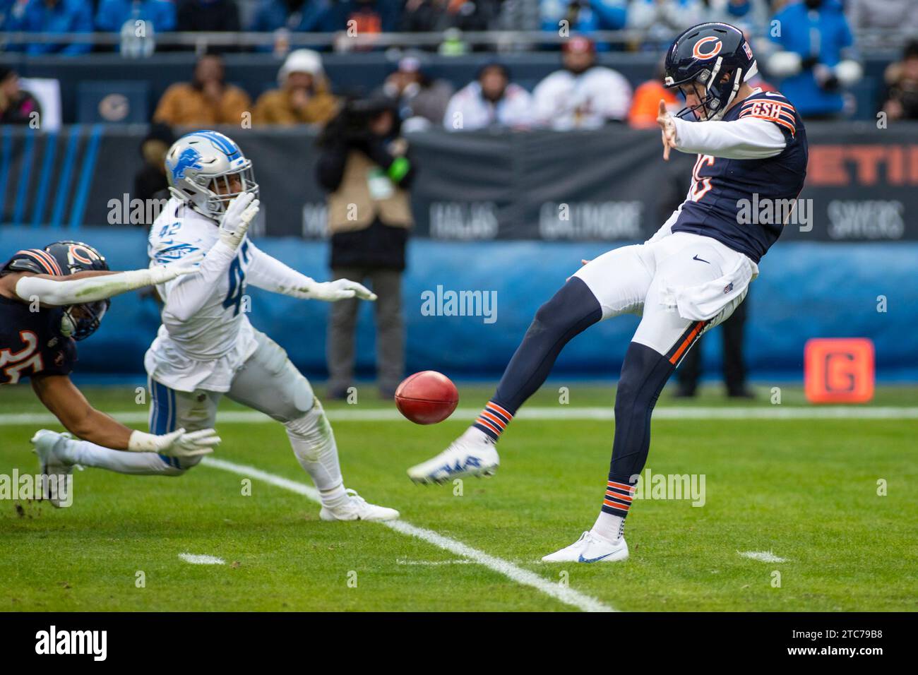 December 10, 2023: Chicago Bears #16 Trenton Gill punts the ball in ...